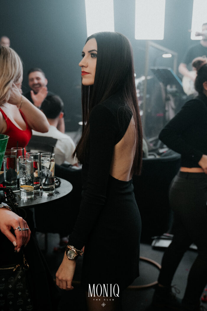 Moniq club thessaloniki κρατησεις τιμες τηλεφωνα Thesnight.gr