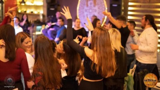 Τα Τελια Ρεμπεταδικο Ιωαννινα Φαγητο Ζωντανη Μουσικη ThesNight.Gr